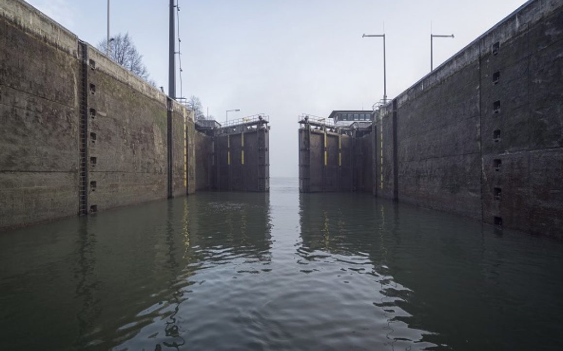 Amsterdam Sea Lock Speeds Ahead