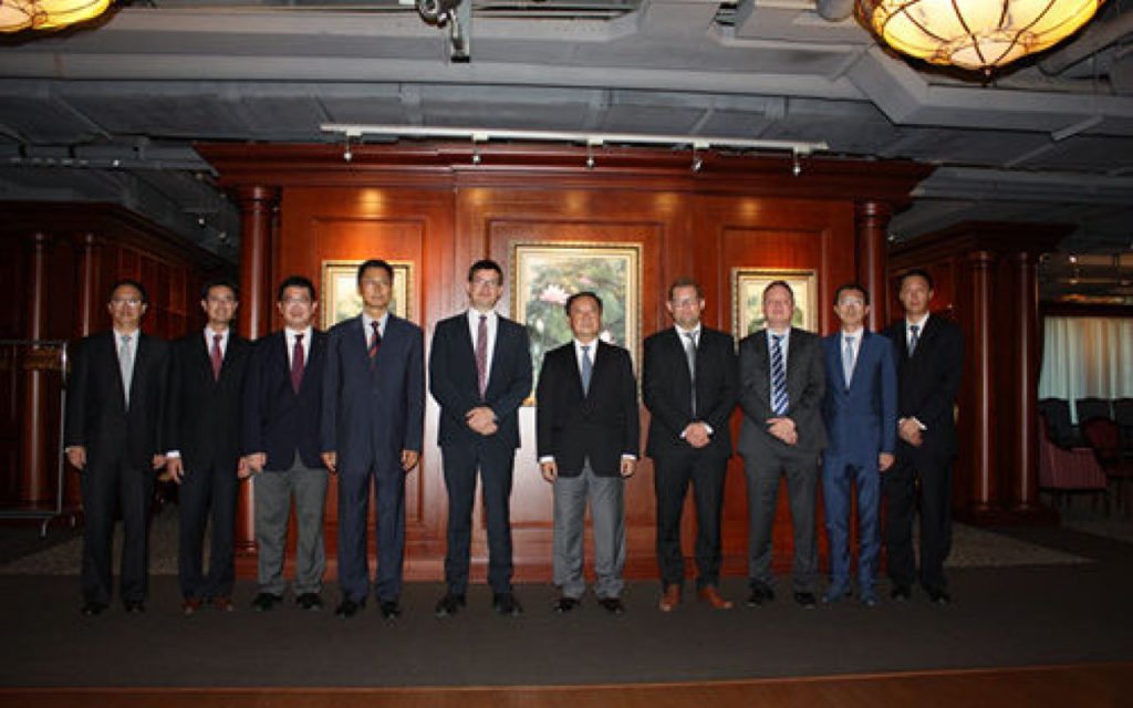 Maersk Line Sign Massive Shipping MoU