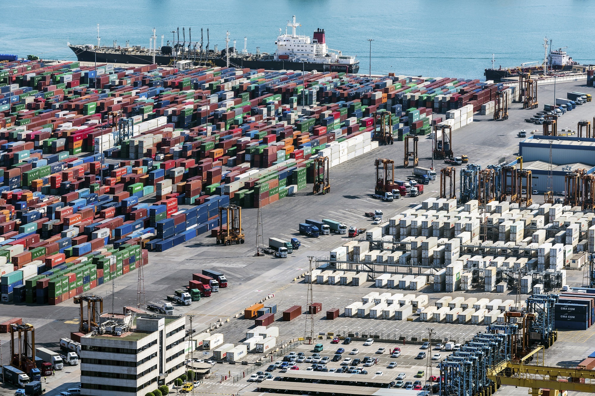 Sneak Peak – Smart Port: Piers of the Future - Port Technology ...