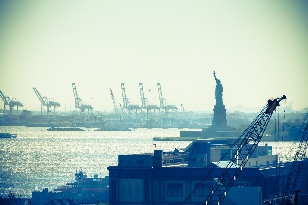 New York beats Long Beach in loaded container handling - Port ...