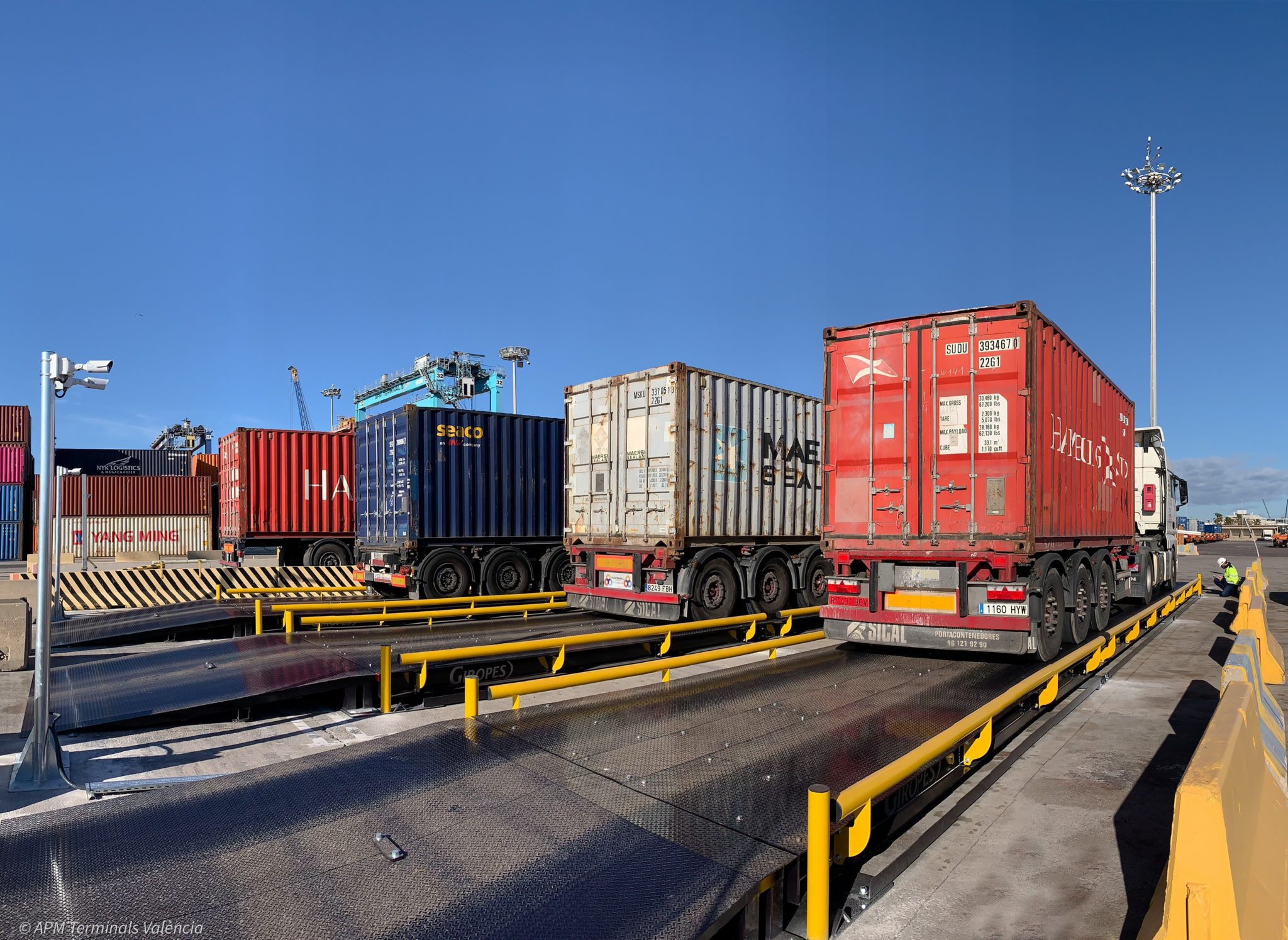 APMT Valencia expands container weighing service - Port Technology ...