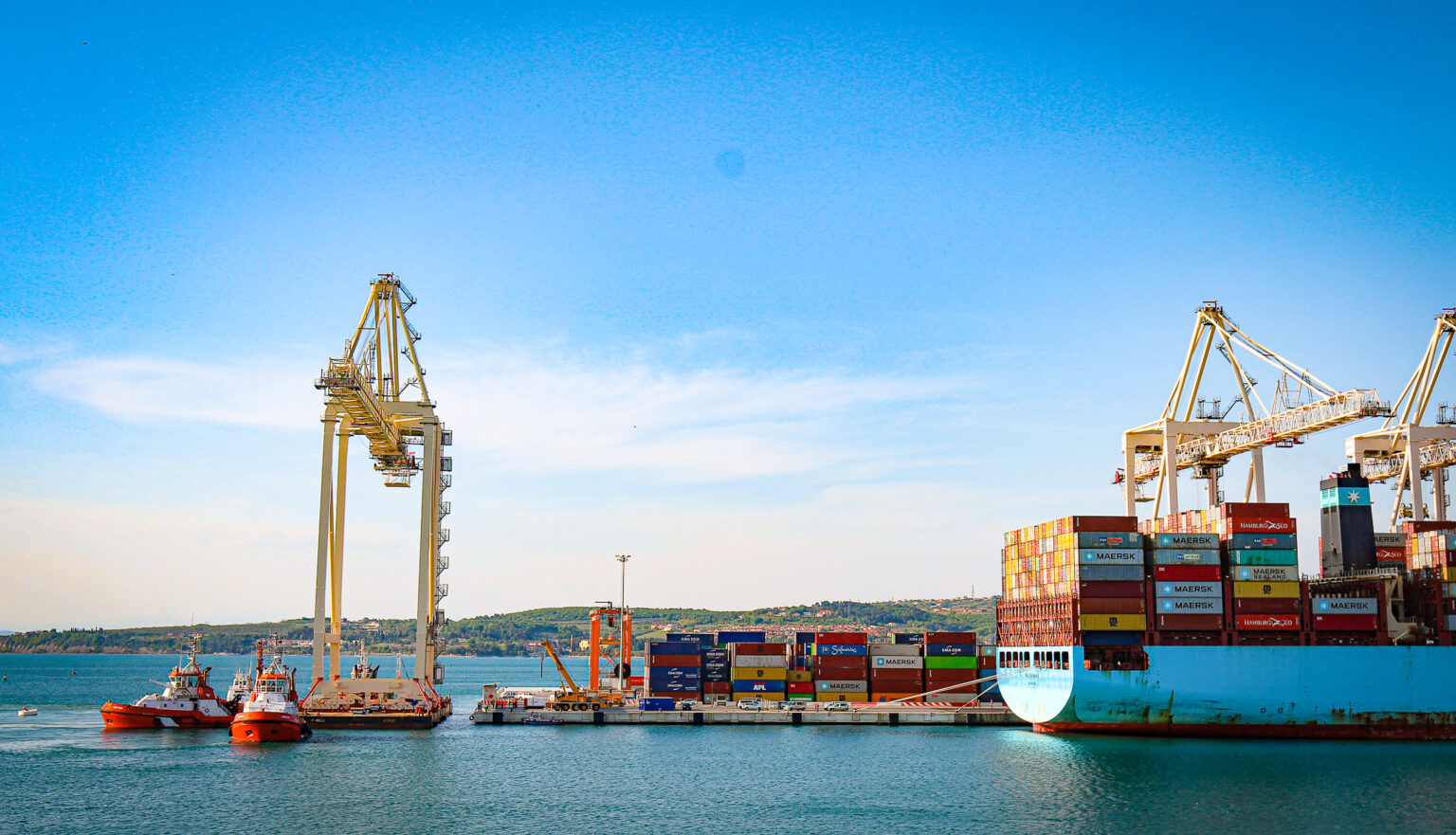 Port of Koper welcomes arrival of new container crane - Port Technology ...