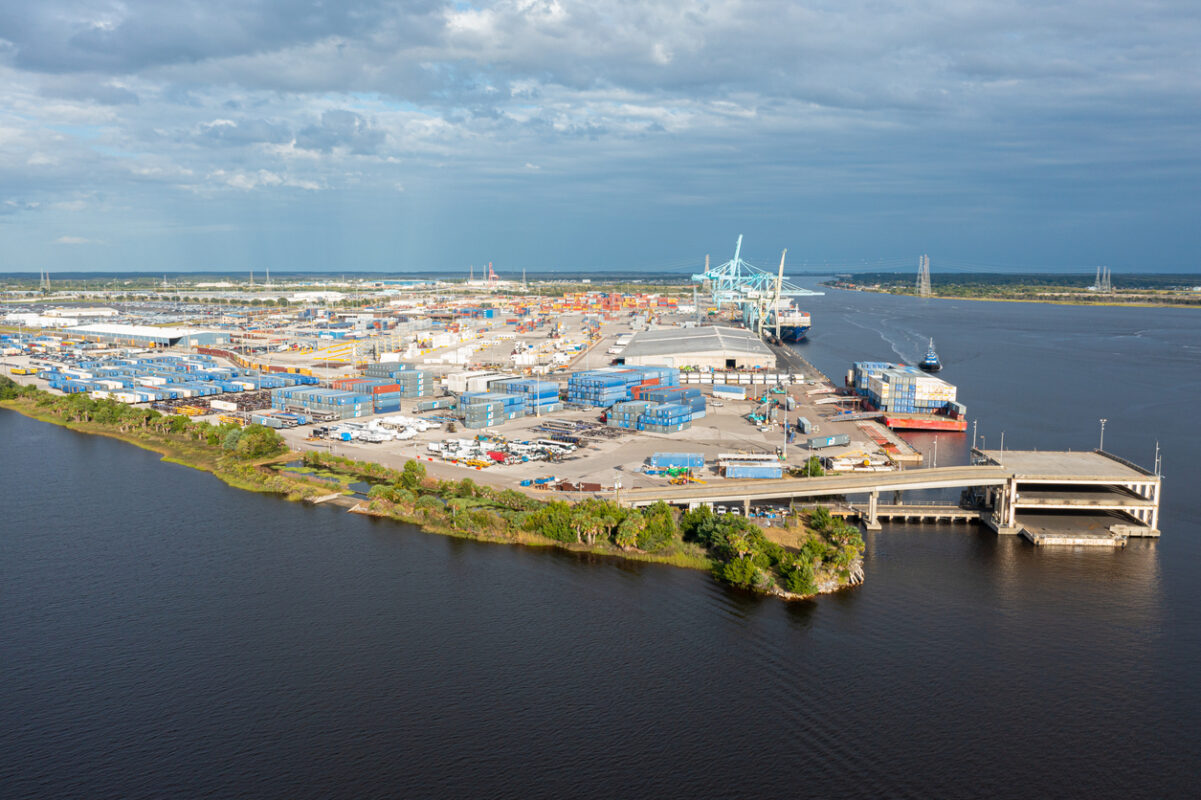 JAXPORT adds two 50-gauge cranes to boost terminal capacity - Port ...