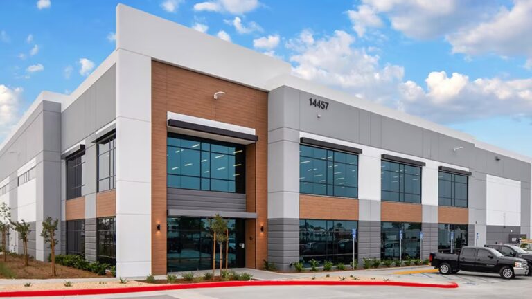 Maersk opens new ground freight facility in Fontana - Port Technology ...