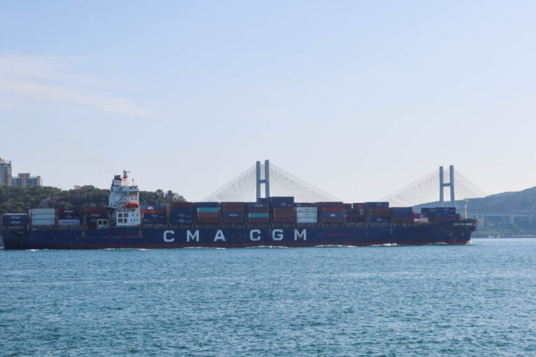 CMA CGM, Volvo sell stakes as Renault leads Flexis EV project - Port ...